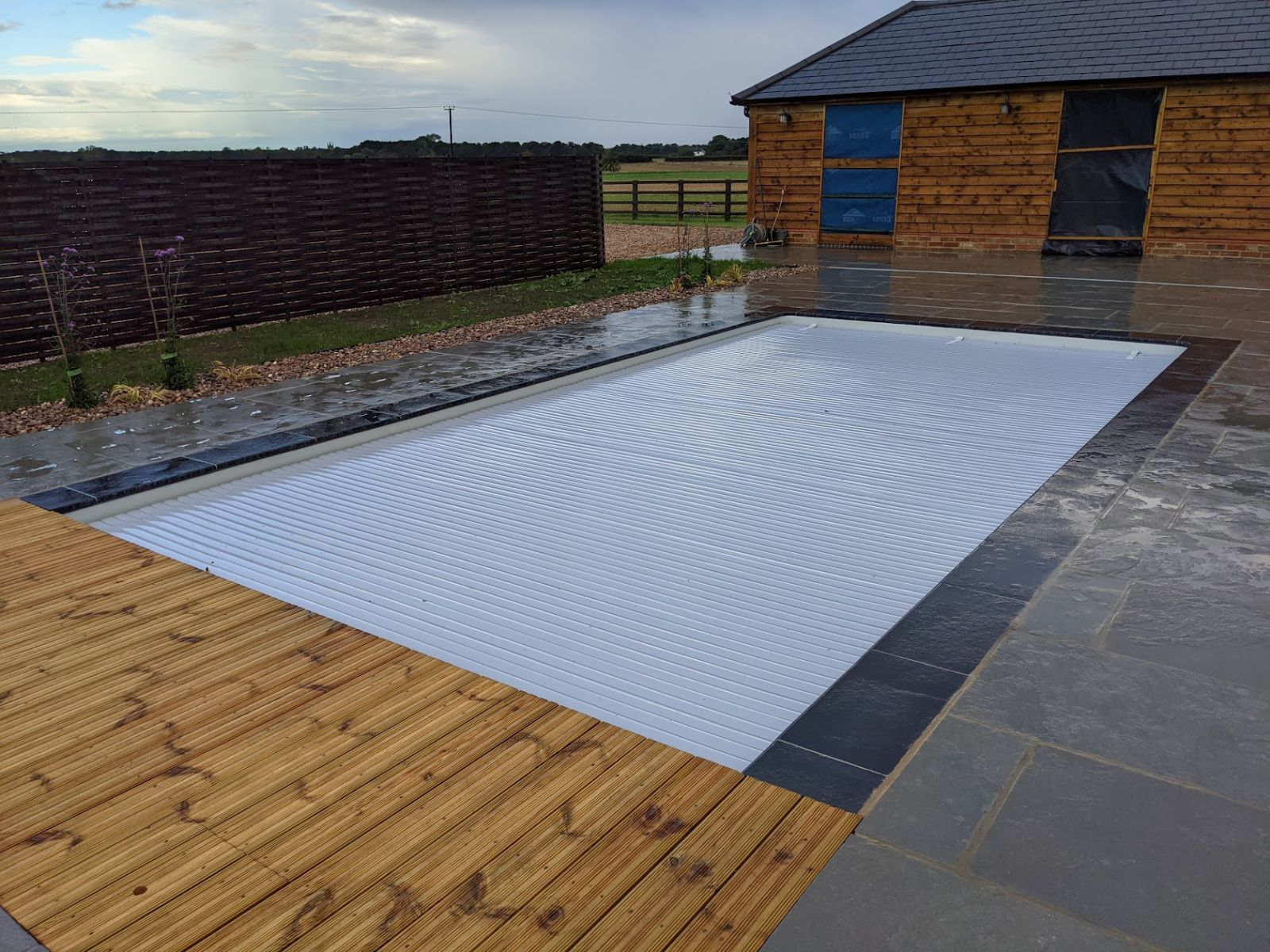 Starlight Pools: Luxury Pool Design & Installation